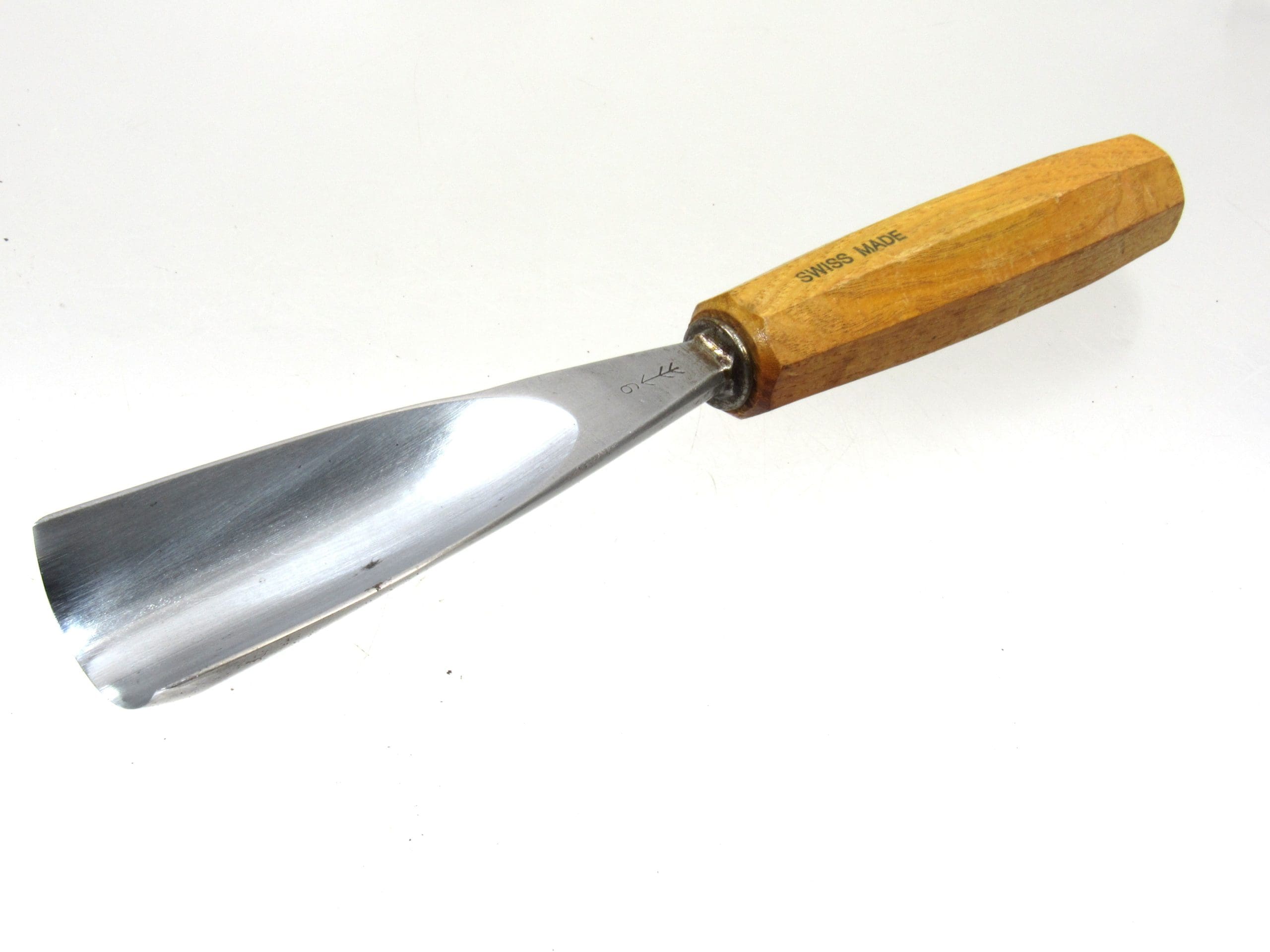 Minty Swiss Made Carving Chisel Large Size 9/35 Sweep Gouge 1 3/8" Wide ...