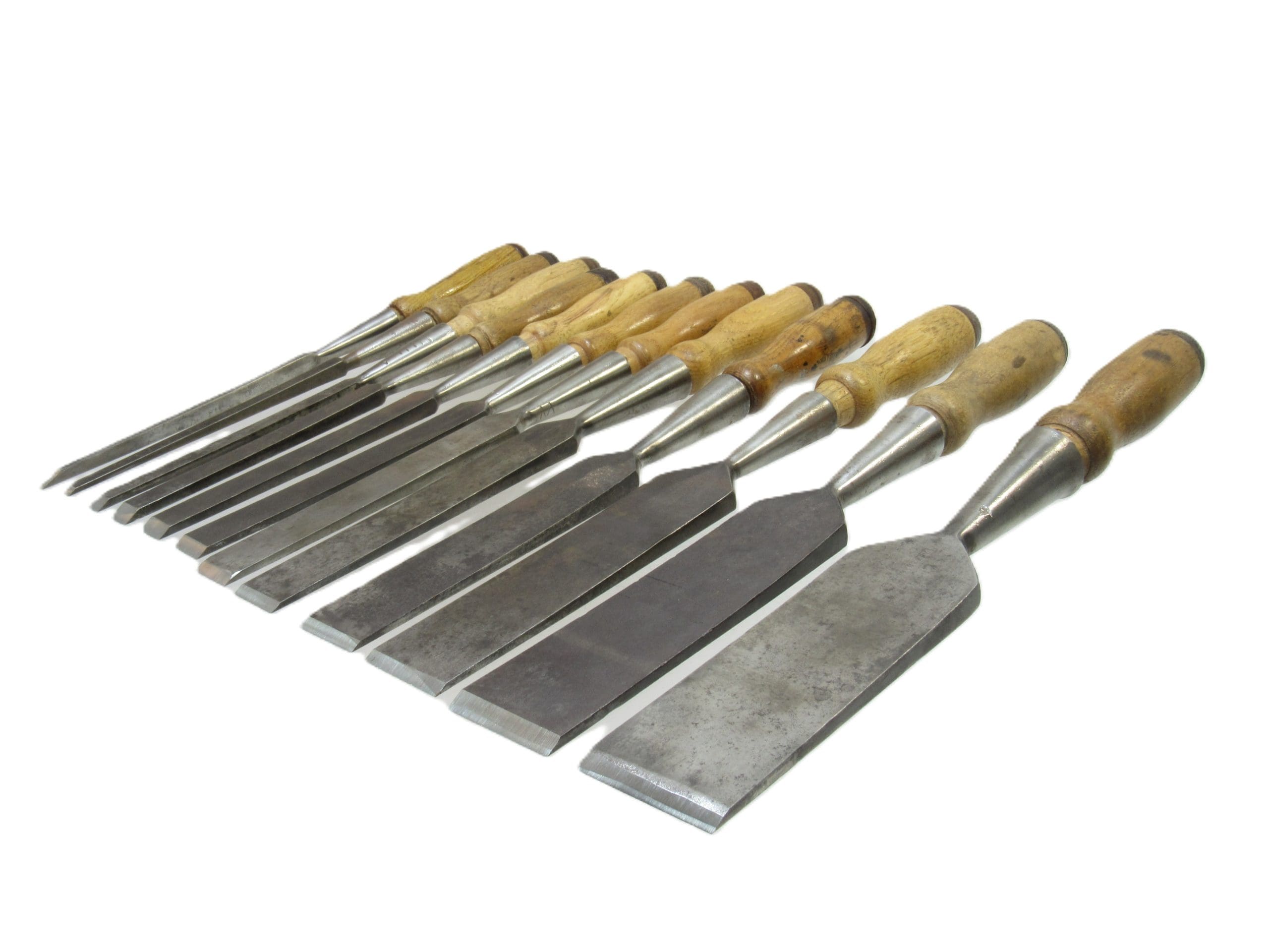 Graduated Set Of 12 T H Witherby Socket Chisel Graduated From 2" - 1/8 ...