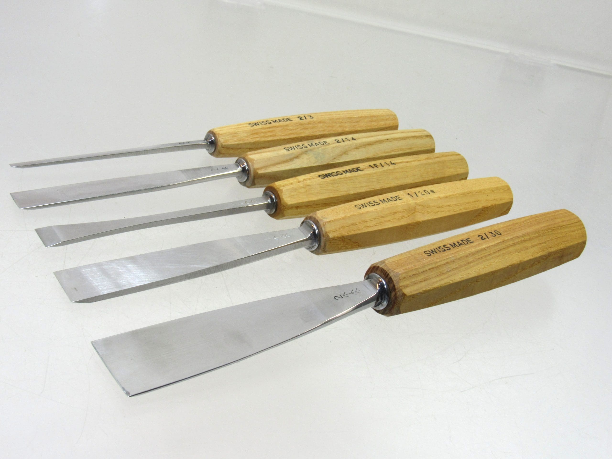 Premium Set of 5 Pfeil Swiss Made Carving Chisels 2/30, 1/20E , 2/14 ...